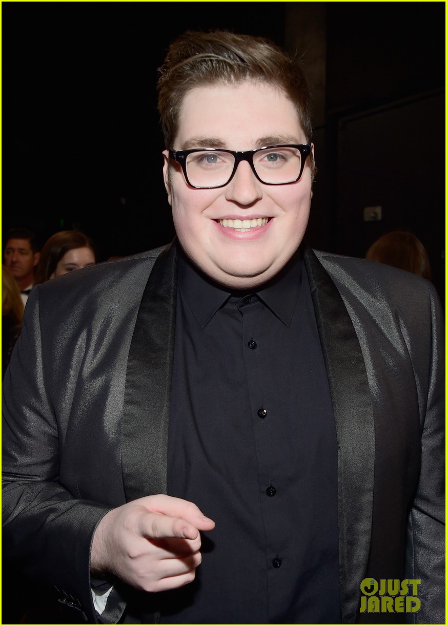 The Voice's Jordan Smith Performs 'You Are So Beautiful' at People's ...