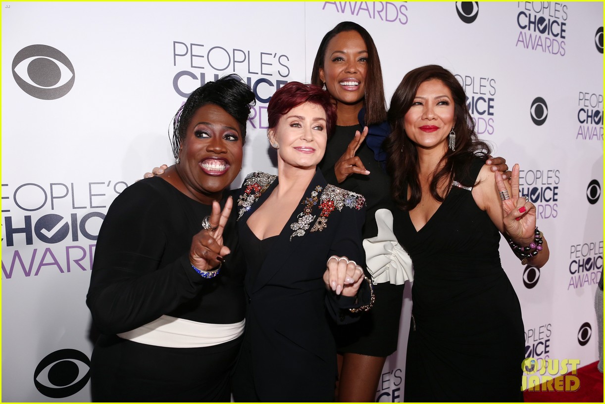 Random Guy Storms Stage During 'The Talk' Acceptance Speech at People's ...