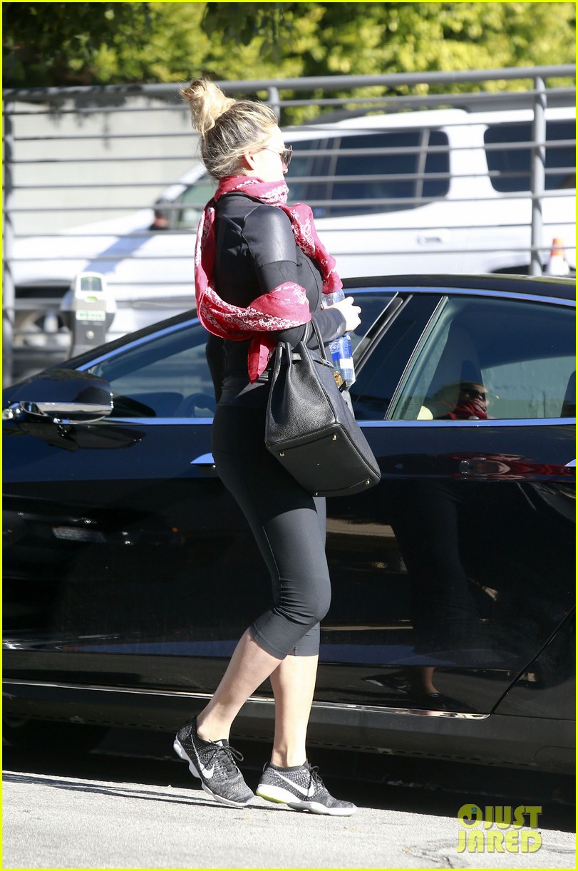 Chrissy Teigen Weighs In on the Nicki Minaj & Farrah Abraham Twitter ...