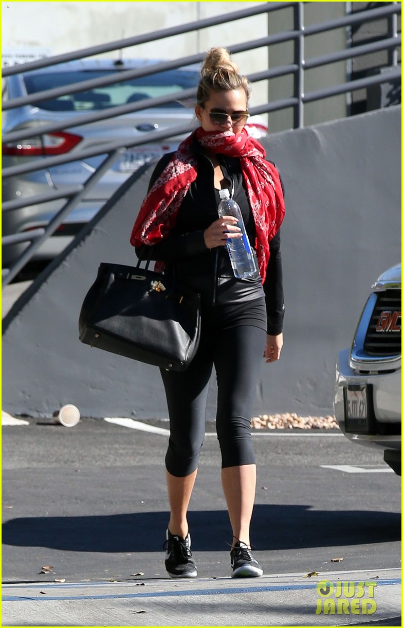 Chrissy Teigen Weighs In on the Nicki Minaj & Farrah Abraham Twitter ...