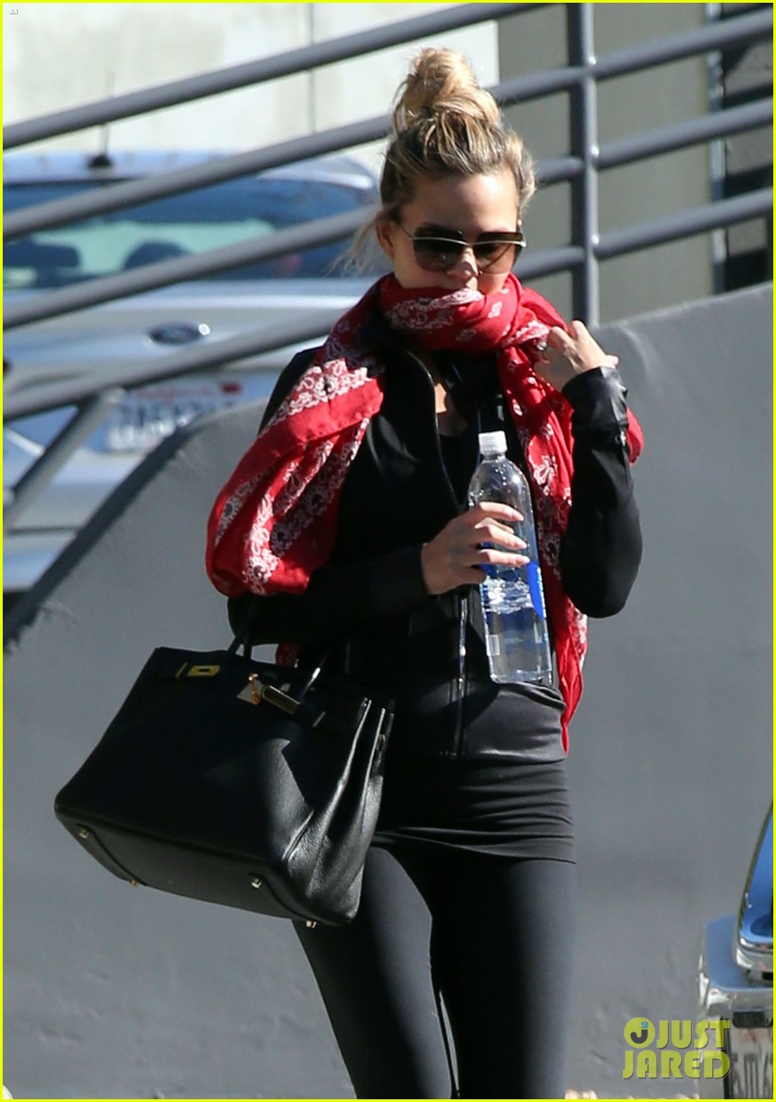 Chrissy Teigen Weighs In on the Nicki Minaj & Farrah Abraham Twitter ...