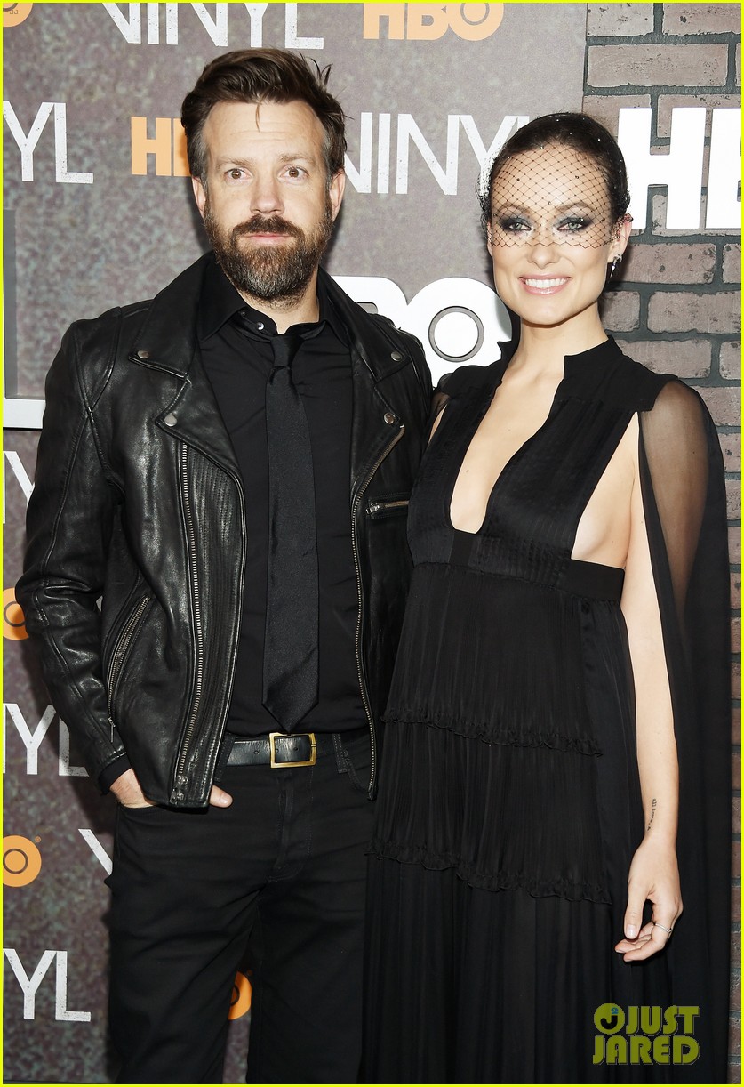 Olivia Wilde Juno Temple Bobby Cannavale Support Their Series Vinyl