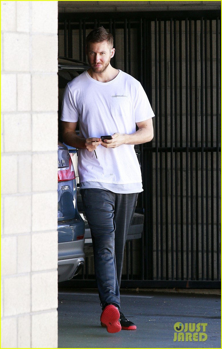 Calvin Harris Hits the Gym Solo in Los Angeles: Photo 3583741 | Photos ...