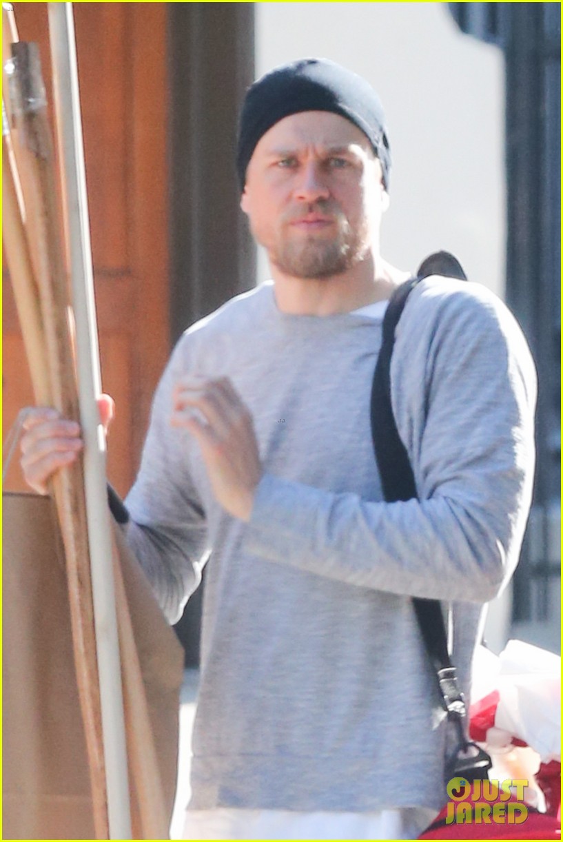 Charlie Hunnam Buys Vintage Home in Hollywood Hills: Photo 3585059 ...