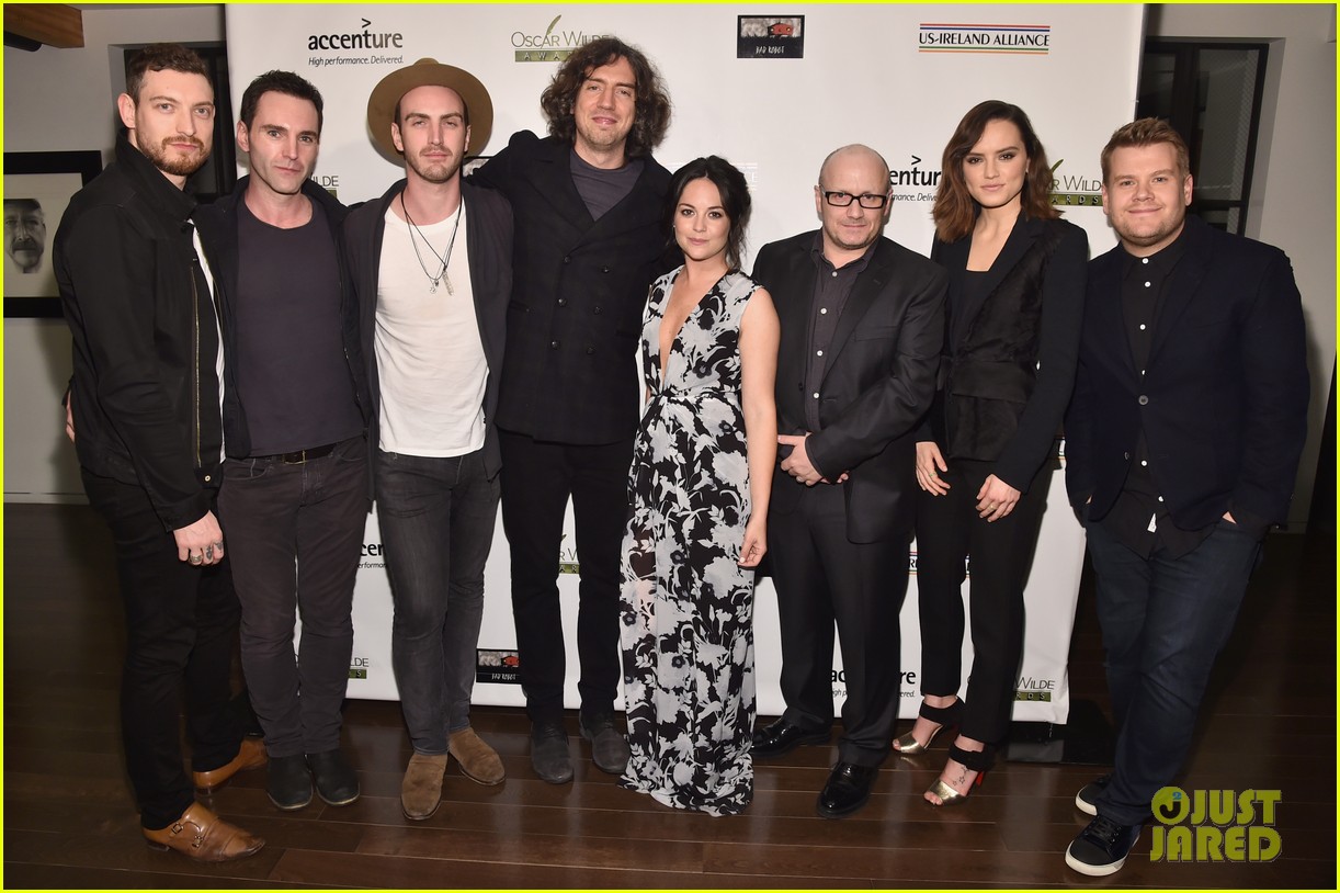 J.J. Abrams Spills Daisy Ridley's Singing Secret: She's Recording With ...