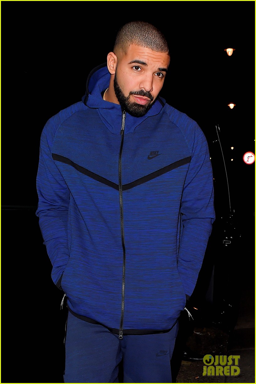 Drake Looks Casual While Stepping Out For a Night of Clubbing: Photo ...
