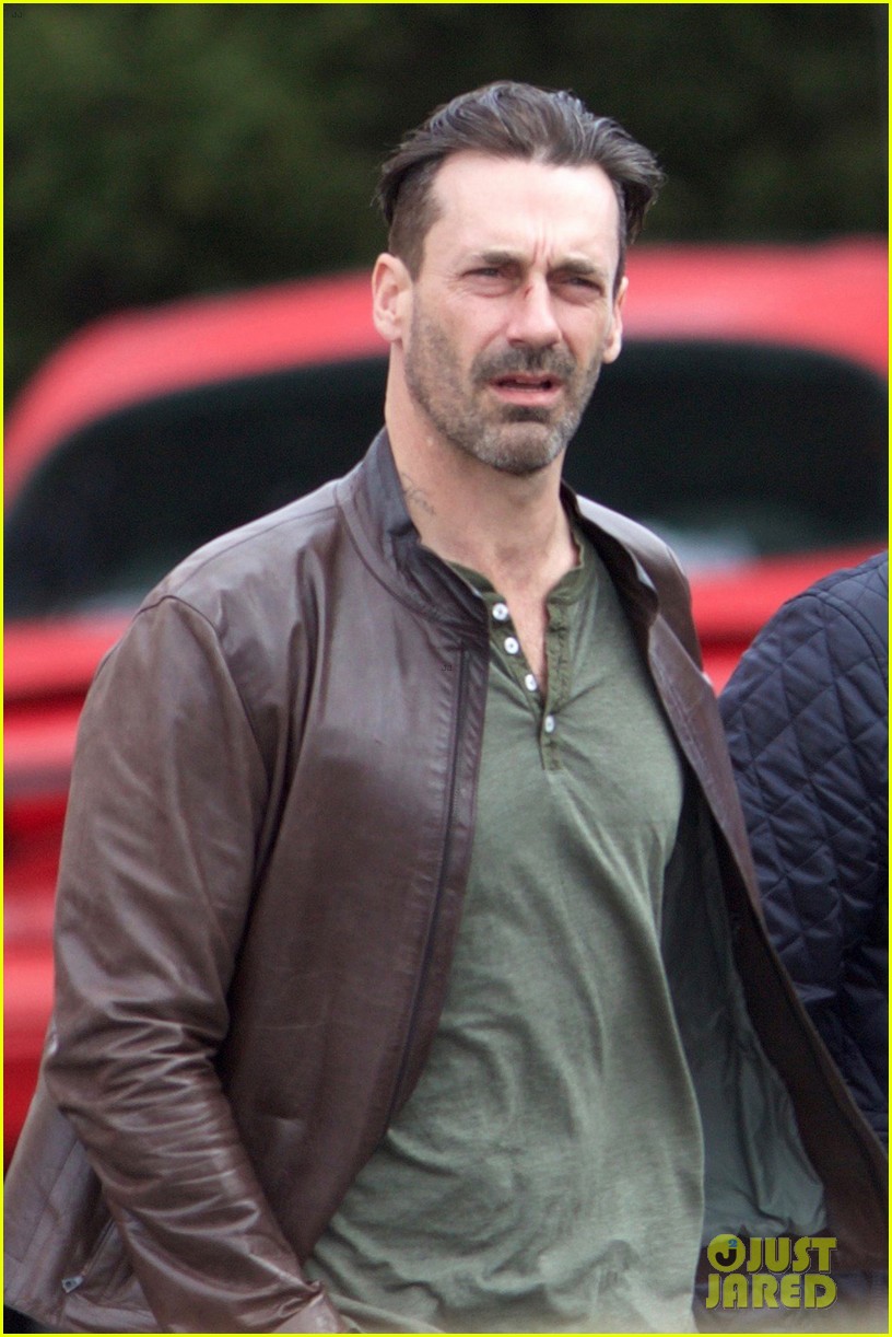 Jon Hamm Shows Off New Haircut While Filming a Movie: Photo 3589136 ...