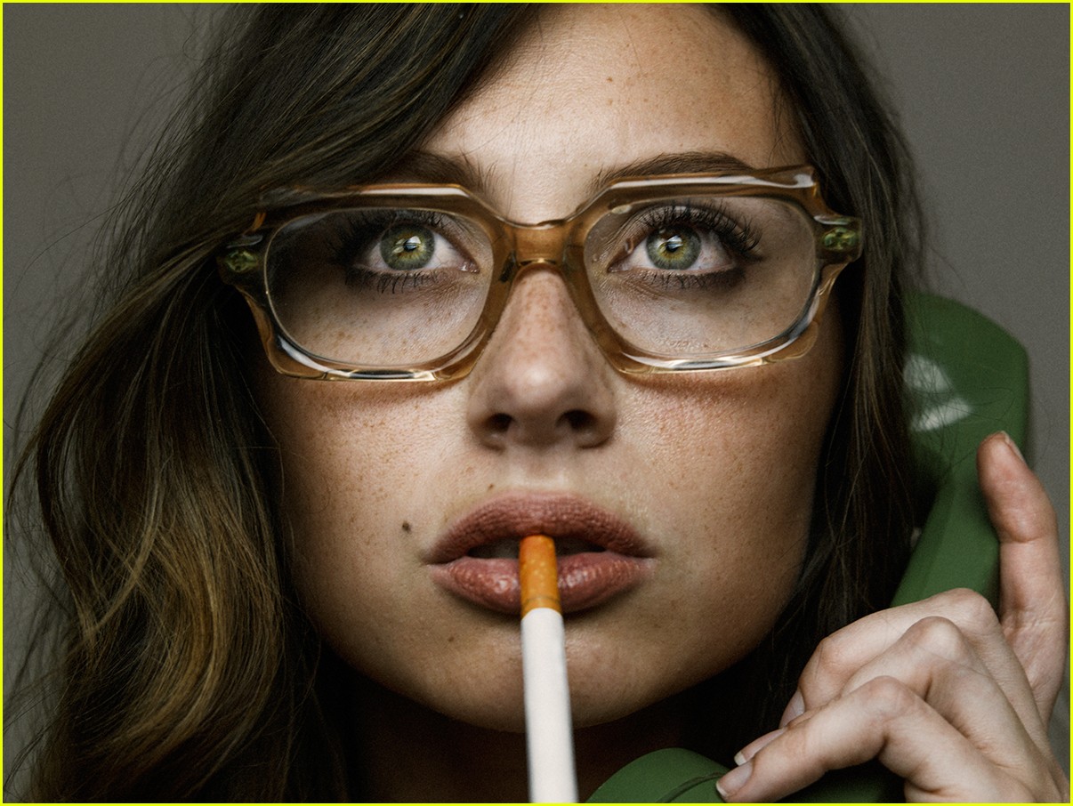 Rose McIver & 'iZombie' Cast Go Classic For New Photo Shoot: Photo ...