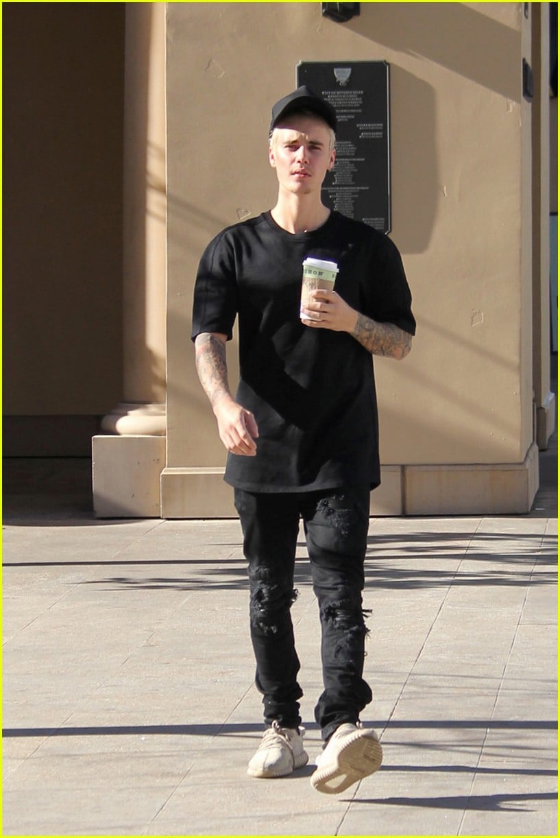 Justin Bieber Spent Super Bowl Weekend With Hailey Baldwin: Photo ...