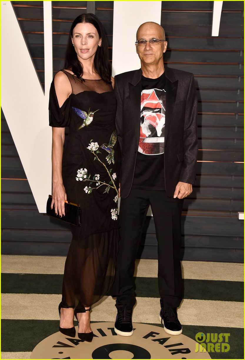 Liberty Ross & Jimmy Iovine Marry in Beachside Malibu Wedding: Photo ...