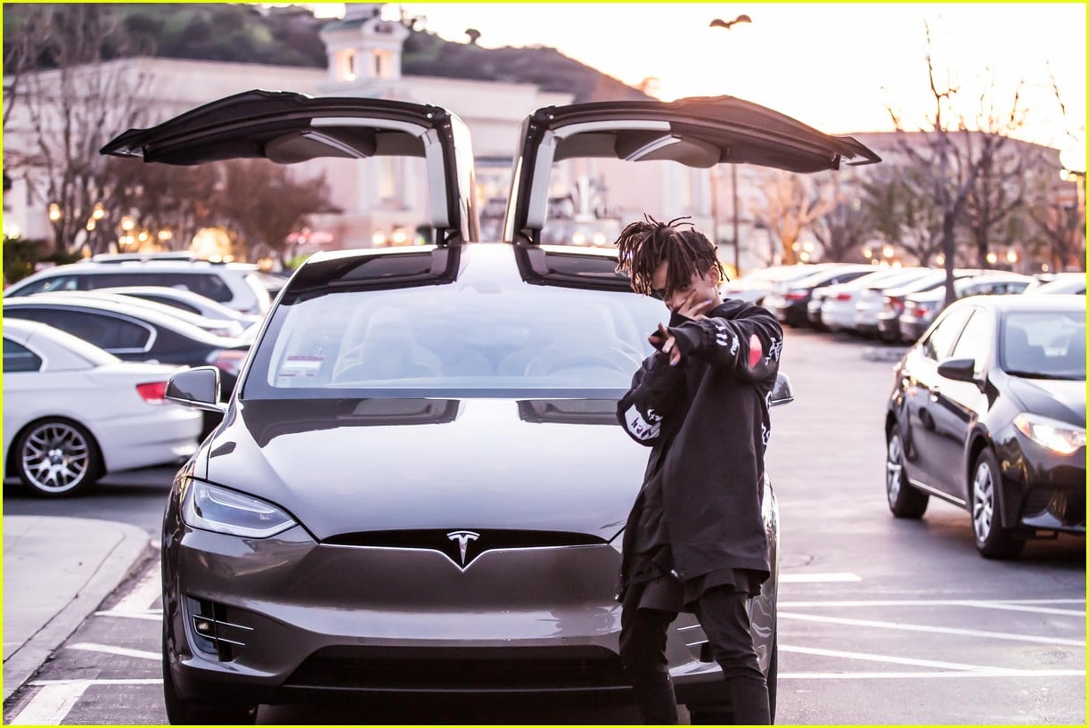 Jaden Smith Buys Tesla Model X, a Car Not Yet On the Market: Photo ...