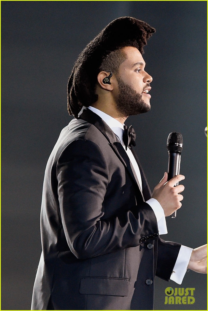 The Weeknd's Grammys 2016 Performance: Photo 3579660 | Grammys, Video ...