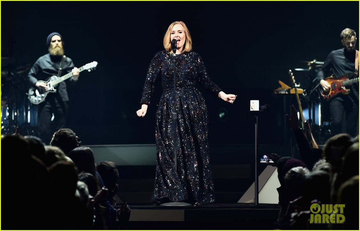 Adele: '25' World Tour 2016 Set List Revealed!: Photo 3594582 | Adele ...