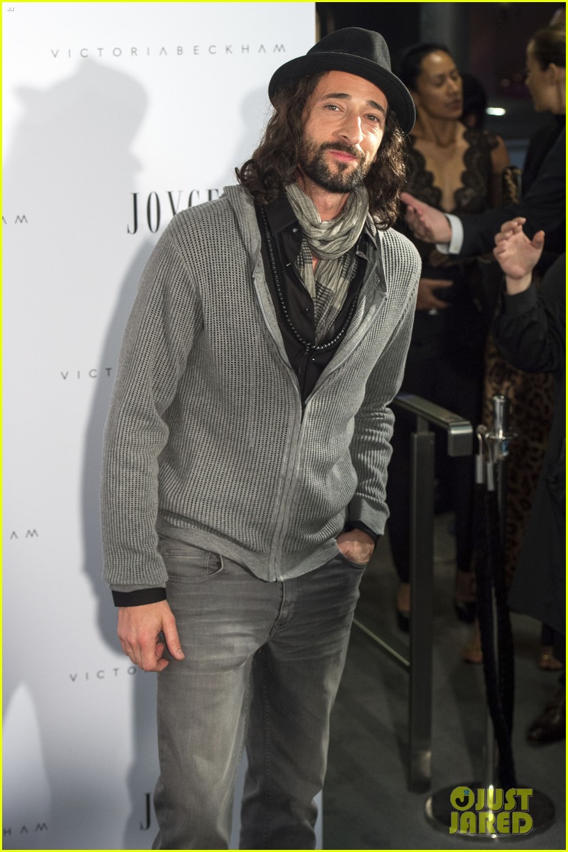 Victoria Beckham Mingles with Adrien Brody in Hong Kong: Photo 3609566 ...