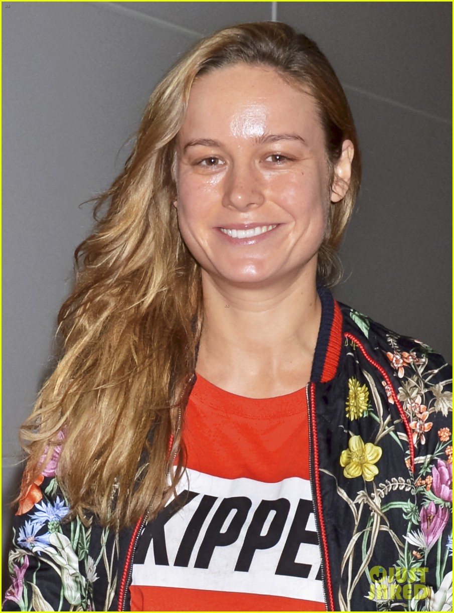 Brie Larson Eats at Eight Street Food Stands in One Night: Photo ...