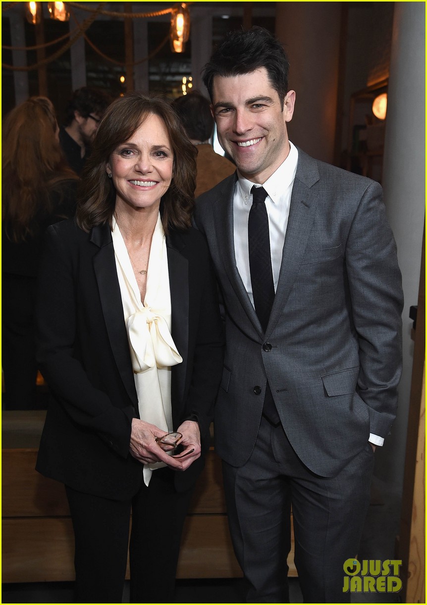 Sally Field & Max Greenfield Get Paul Rudd's Support At 'Hello, My Name ...