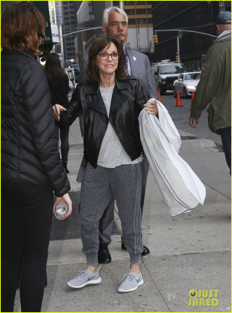 Sally Field Follows Helen Mirren's Footsteps, Kisses Stephen Colbert ...
