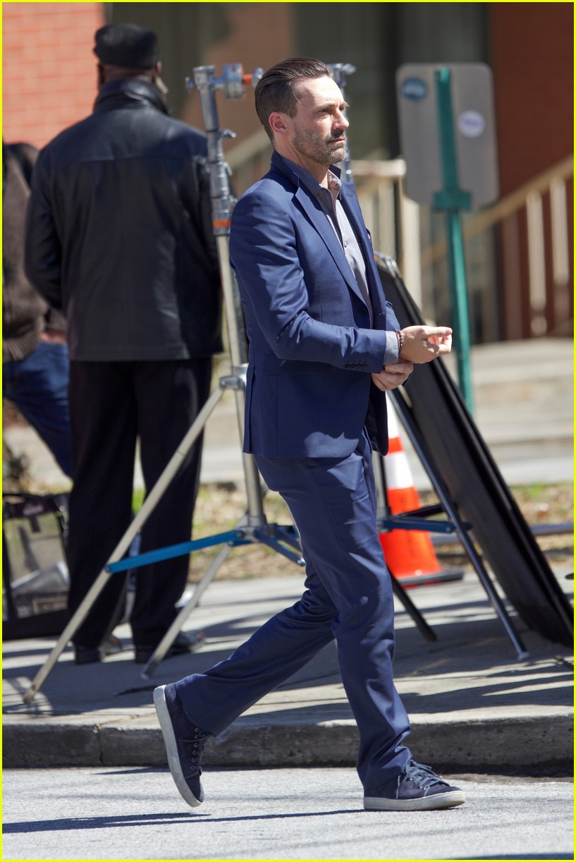 Jon Hamm Sports Neck Tattoo While Filming 'Baby Driver' With Jamie Foxx: Photo 3598706 | Jamie ...