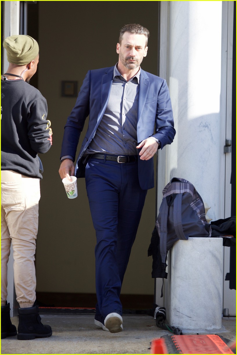 Jon Hamm Sports Neck Tattoo While Filming 'Baby Driver' With Jamie Foxx: Photo 3598716 | Jamie ...