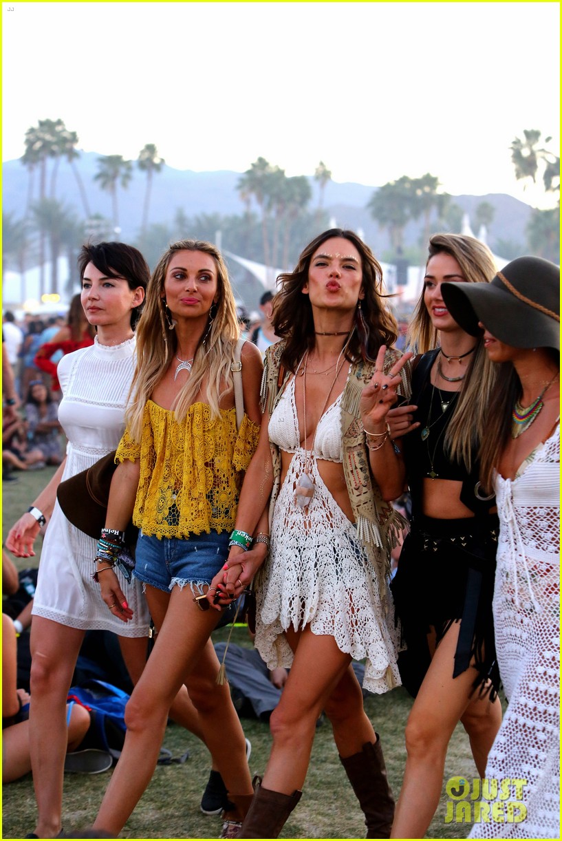 Alessandra Ambrosio & Brazilian Model Squad Have 'Unforgettable Weekend' At Coachella 2016 ...