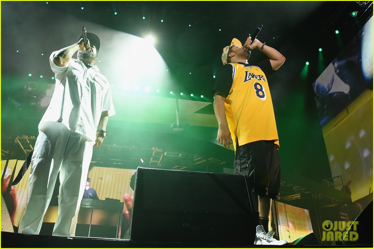 Ice Cube Has a Mini NWA Reunion at Coachella 2016 (Video): Photo ...