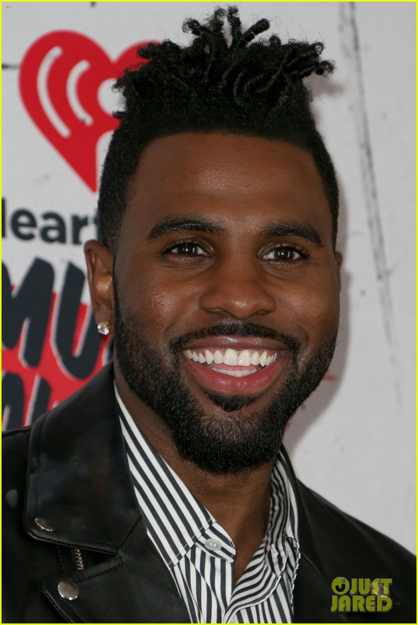 Jason Derulo Performs New Song at iHeartRadio Awards! (Video): Photo ...