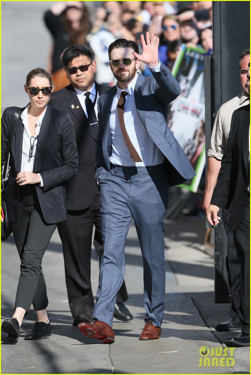 Chris Evans, Sebastian Stan, Anthony Mackie & Paul Rudd Face Off In ...