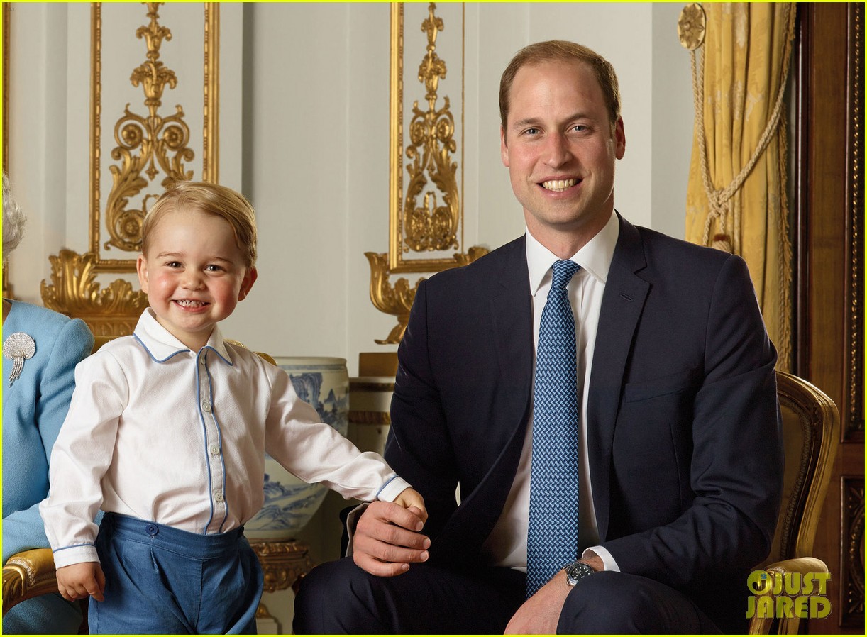 Prince George Is Adorable in New Royal Family Photo: Photo 3635900 ...