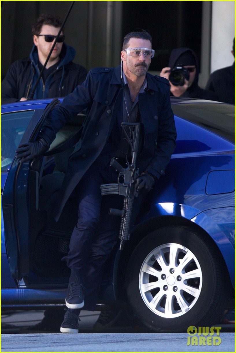 Jon Hamm is Locked & Loaded on 'Baby Driver' Set in Atlanta: Photo ...