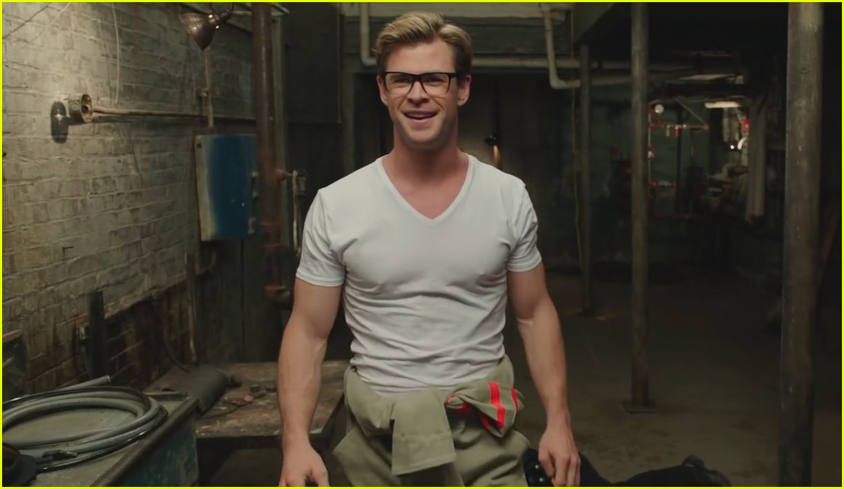 Chris Hemsworth Shows Off Shirtless Headshots in 'Ghostbusters' BTS ...