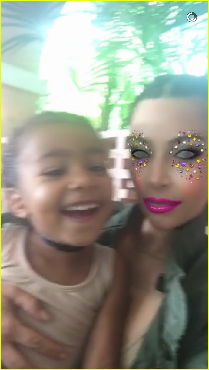 Kim Kardashian Uses Snapchat's Makeup Filter with North West: Photo ...