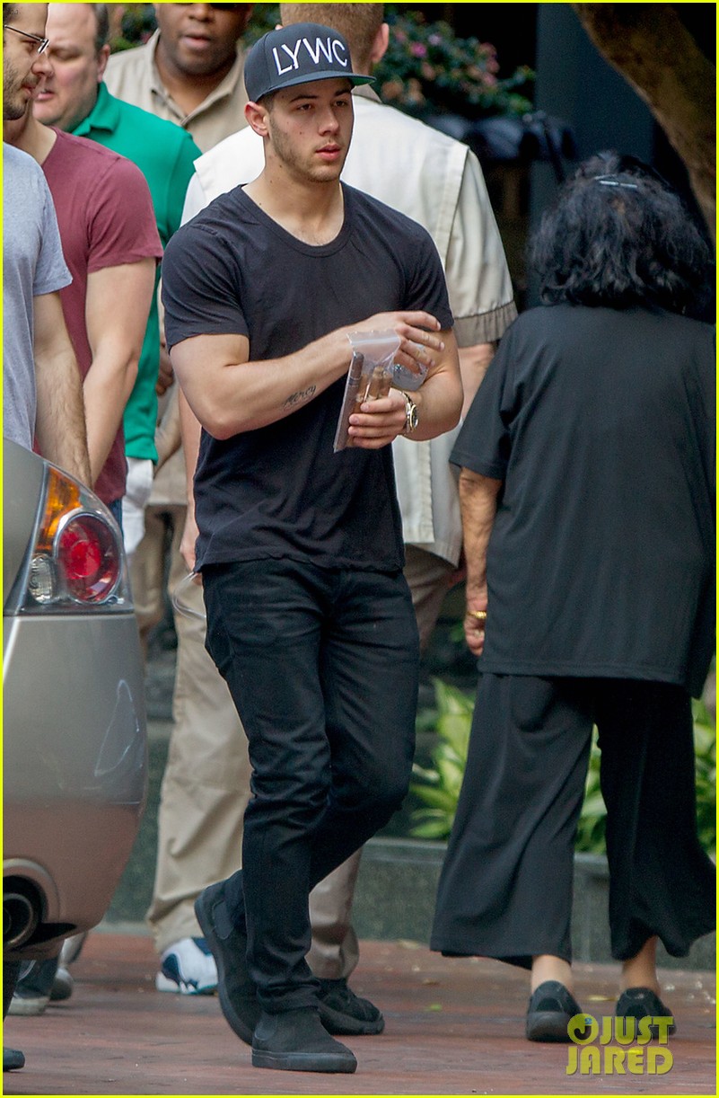 Nick Jonas Films New Music Video in New Orleans: Photo 3641404 | Nick ...