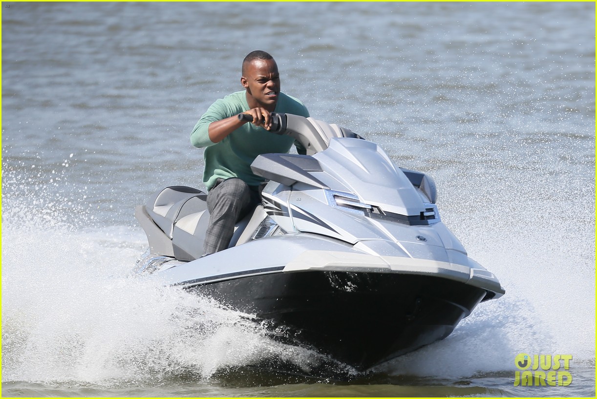 Dwayne Johnson Films 'Baywatch' Action Scenes on the Waves!: Photo ...