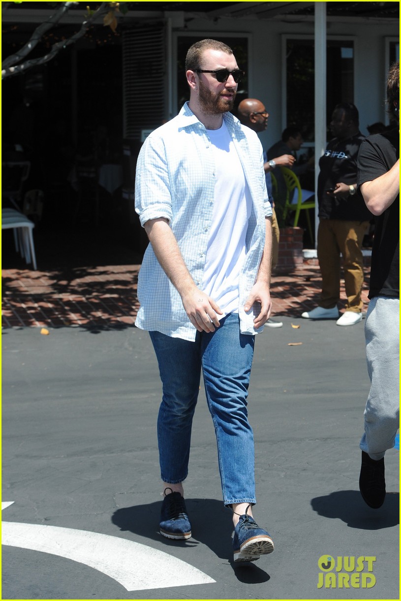 Sam Smith Does Lunch with Friends at Mauro's: Photo 3640063 | Photos ...