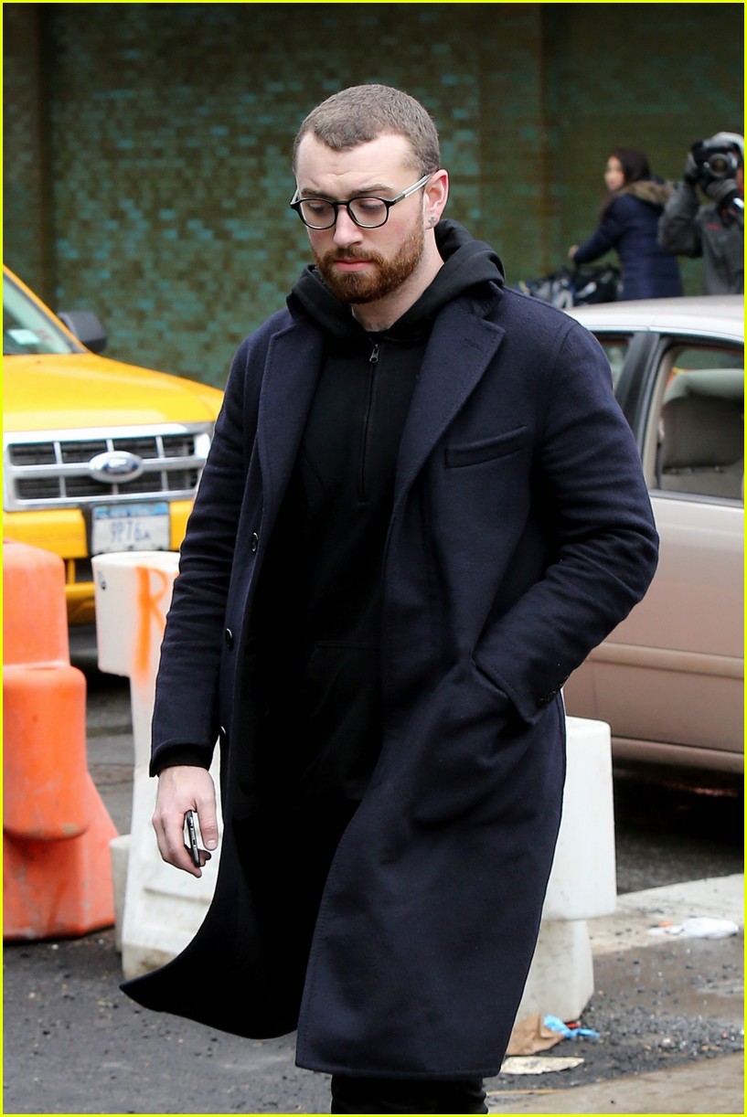 Sam Smith Braves Rain for City Stroll With Friends: Photo 3629321 ...