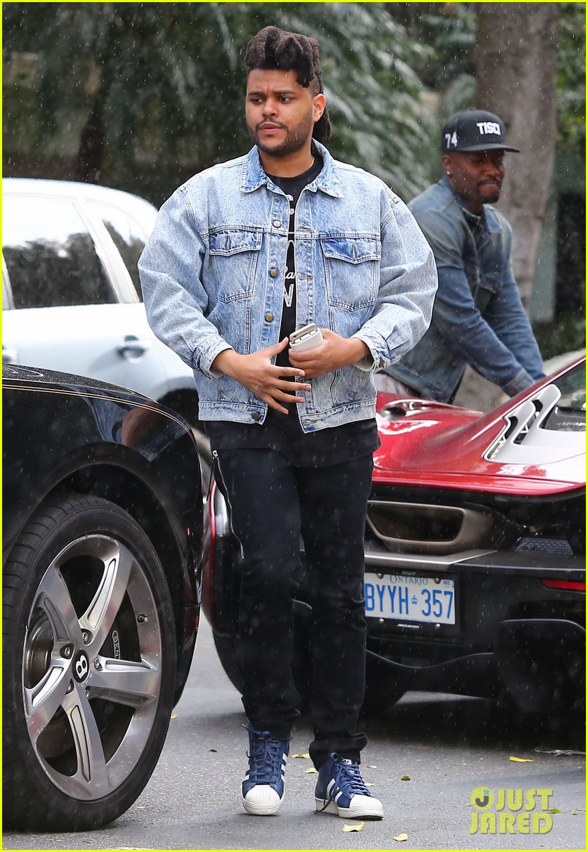 Photo: the weeknd hits the studio with some friends 01 | Photo 3640182 ...