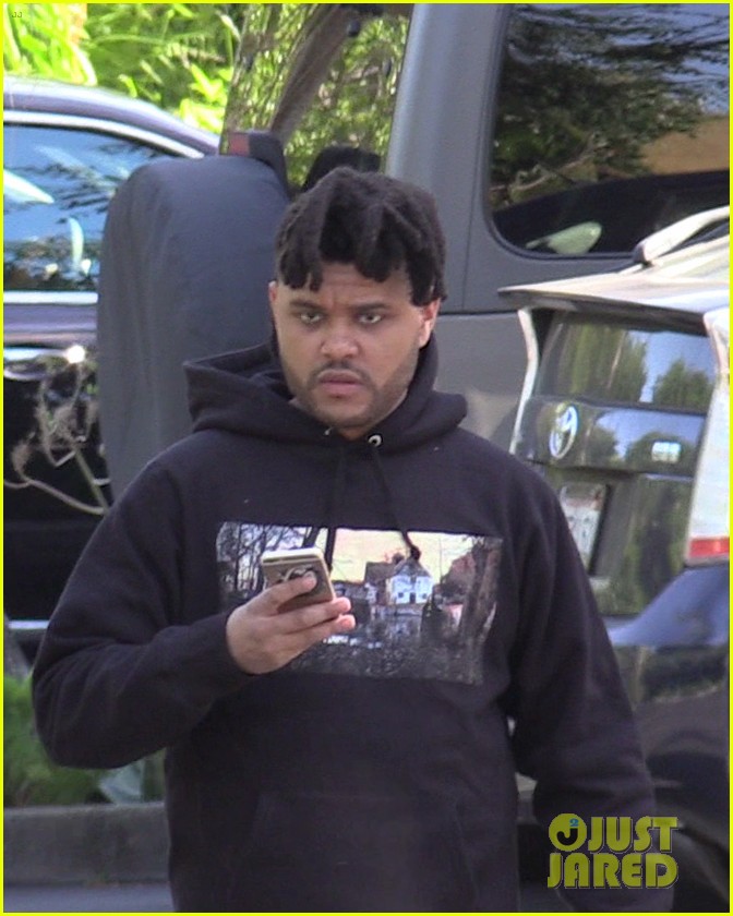 The Weeknd Hits the Studio With Some Friends: Photo 3640183 | Photos ...