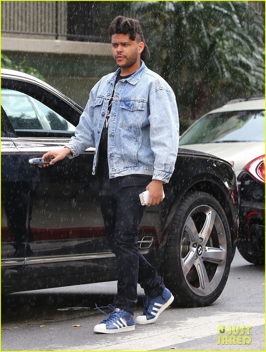 The Weeknd Hits the Studio With Some Friends: Photo 3640184 | Photos ...