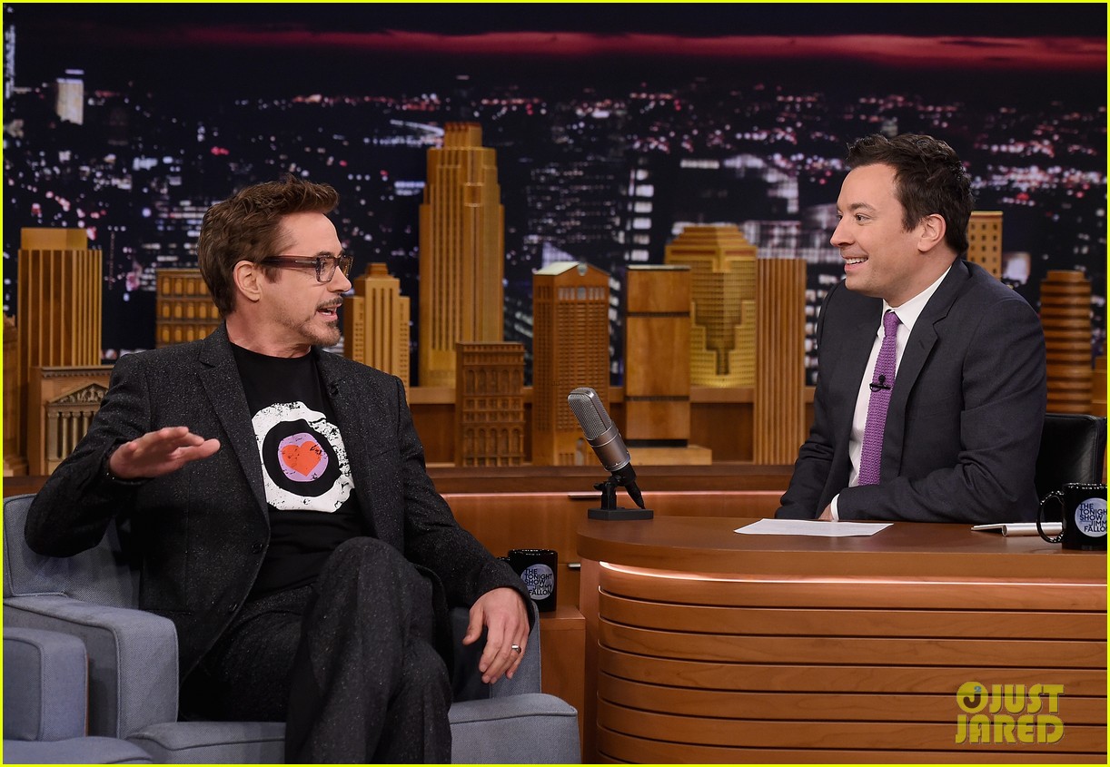 Robert Downey Jr. Coaches Jimmy Fallon Through Dramatic Acting Scenes ...