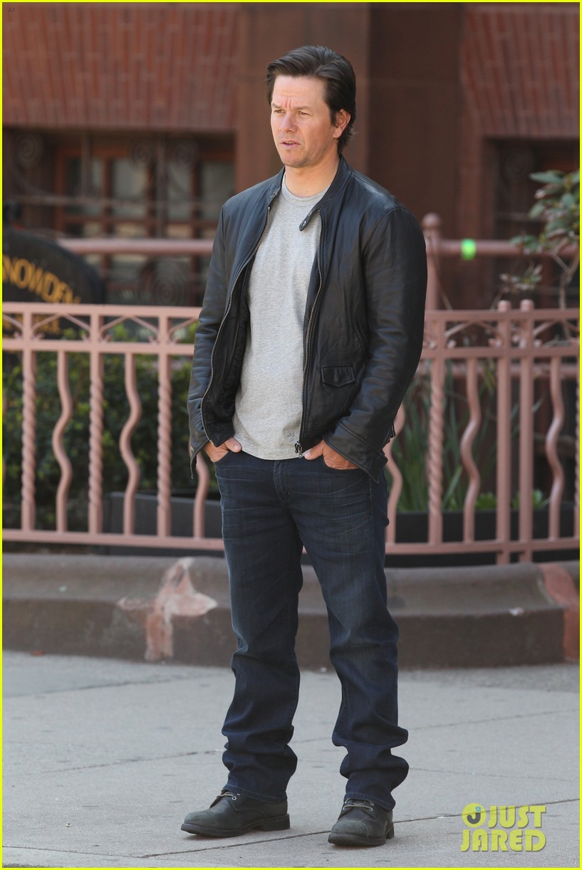Mark Wahlberg Films a Commercial at His Old High School: Photo 3645748 ...