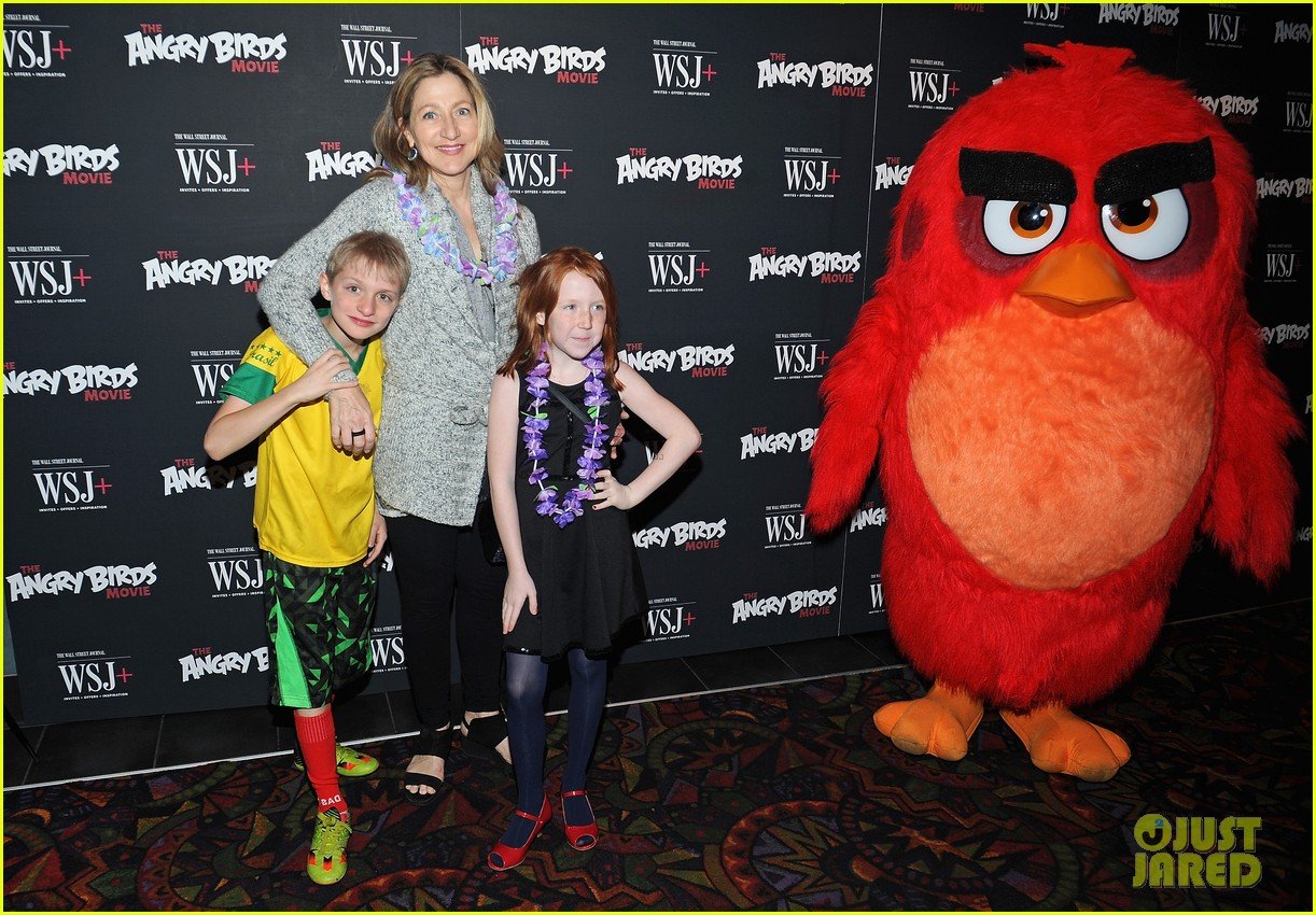 Patrick Wilson & Rachel Dratch Screen 'Angry Birds' in NYC: Photo ...