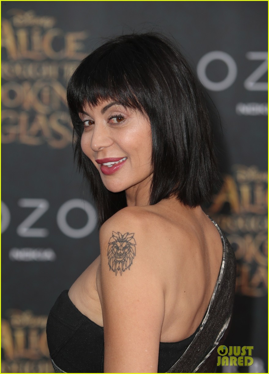 Pink Gets Surprised By Johnny Depp On 'Jimmy Kimmel Live'!: Photo ...