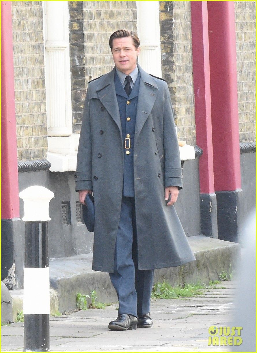 Brad Pitt Suits Up to Film 'Allied' in London: Photo 3649378 | Brad ...