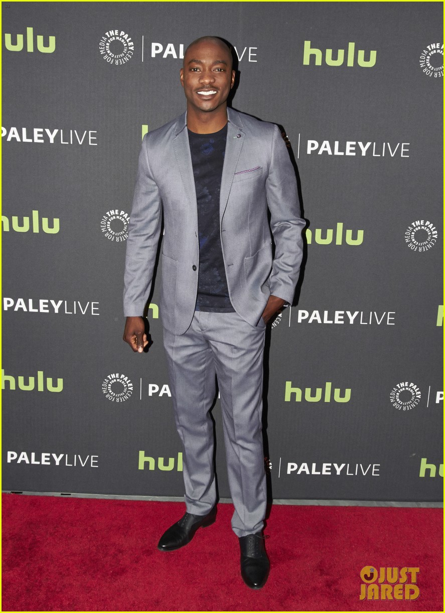 Constance Zimmer & Shiri Appleby Are 'UnREAL' In NYC - Watch Season 2 ...