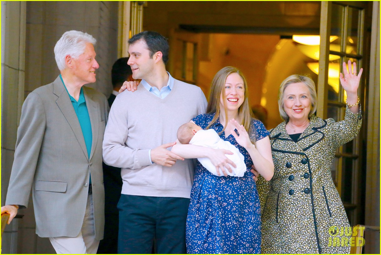 Chelsea Clinton & Family Leave Hospital with Baby Aidan!: Photo 3687448 ...