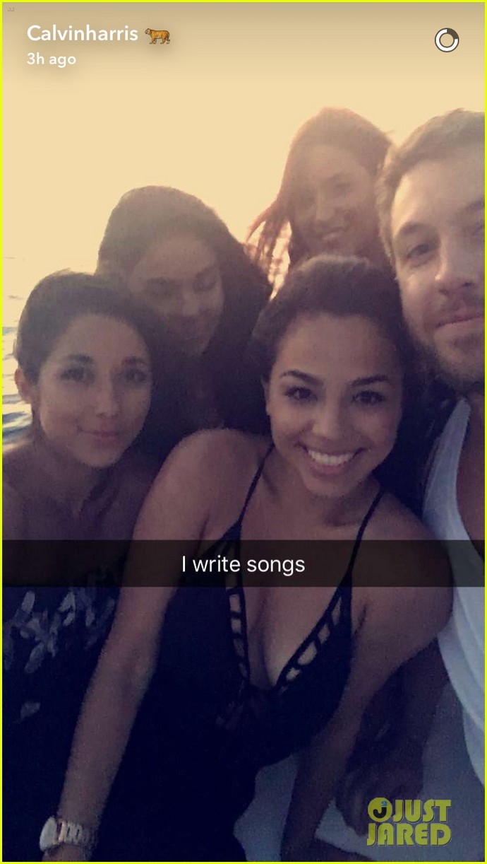 Calvin Harris Is Surrounded By Lots of Ladies in New Snapchat Pic ...