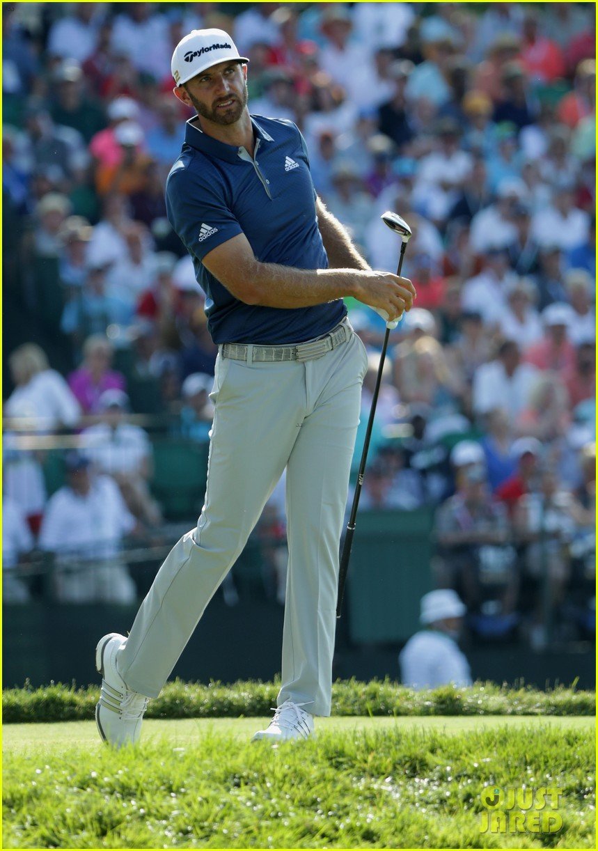 Dustin Johnson Celebrates US Open Win with Fiancee Paulina Gretzky ...