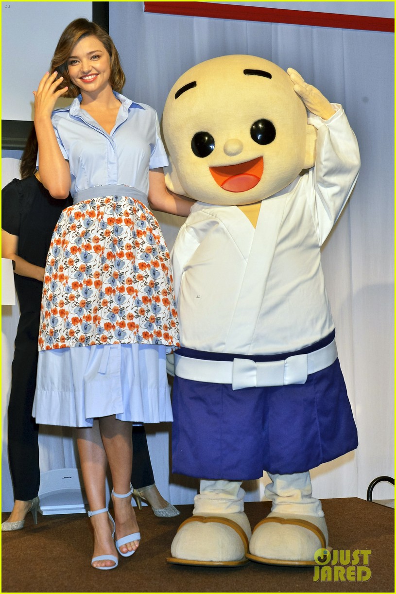 Miranda Kerr Shows Off Cooking Skills At Marukome Miso Launch!: Photo ...