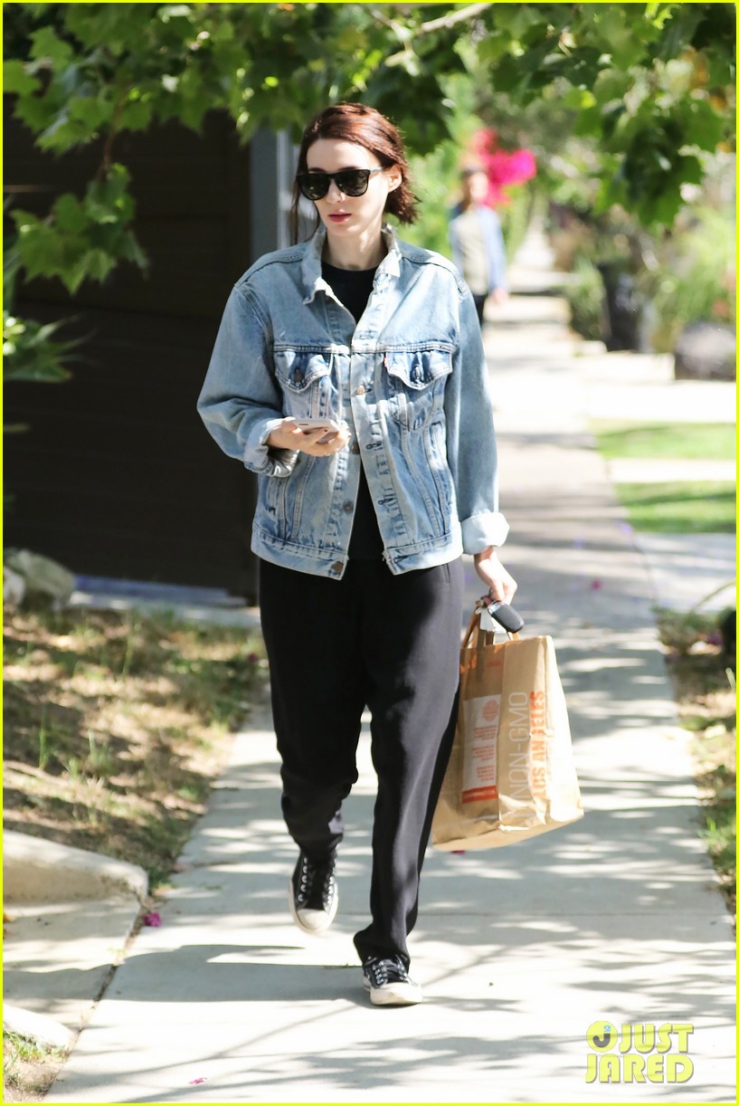 Rooney Mara Returns to Her Brunette Locks After Going Blonde: Photo ...