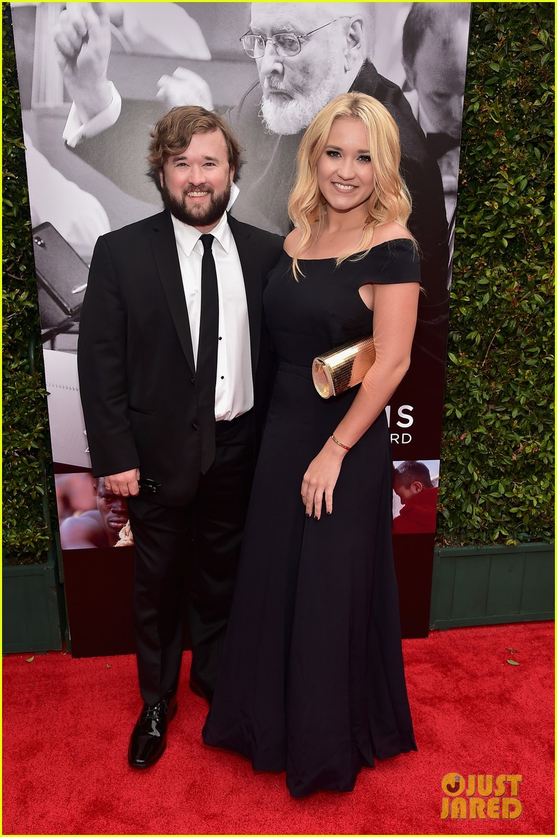 Idina Menzel Sings 'Close Encounters' Theme to Honor John Williams at ...